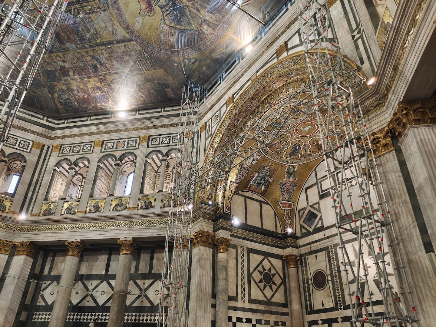 Explore Florence's Marvels: A Self-Guided Audio Tour book in Florence ... Explore Florence's Marvels: A Self-Guided Audio Tour book in Florence ...