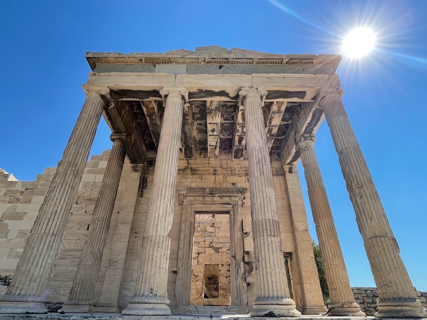 Explore Ancient Athens: In-App Audio Tour of the Acropolis book in ...